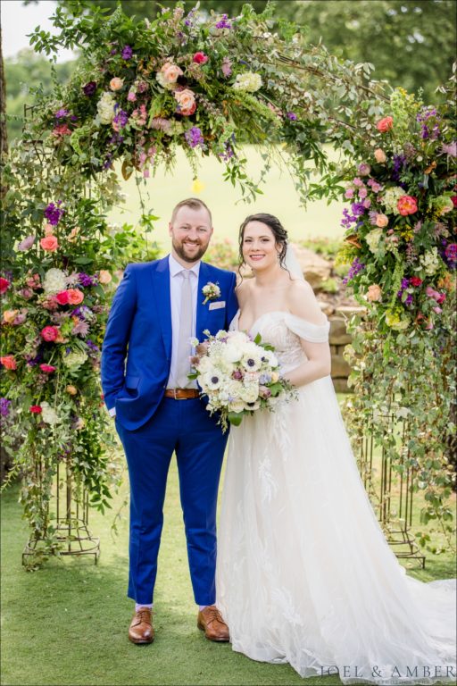 Laura & Max // French Garden Ledges Wedding | Joel and Amber Photography