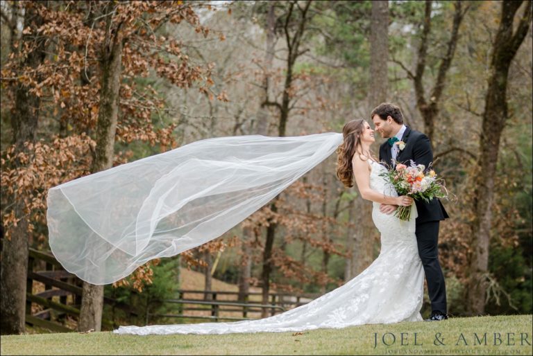 Kerry & Brandon // Swann Lake Stables Fall Wedding | Joel and Amber ...